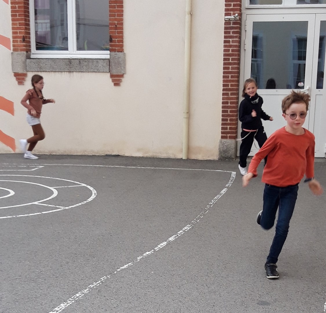 La course longue en CE1-CE2 – Ecole Sainte Anne